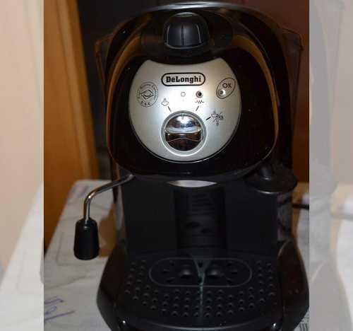 Кофеварка рожковая delonghi ec 200 CD,В