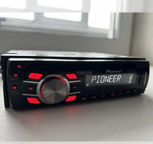 Магнитола Pioneer DEH-2300UB