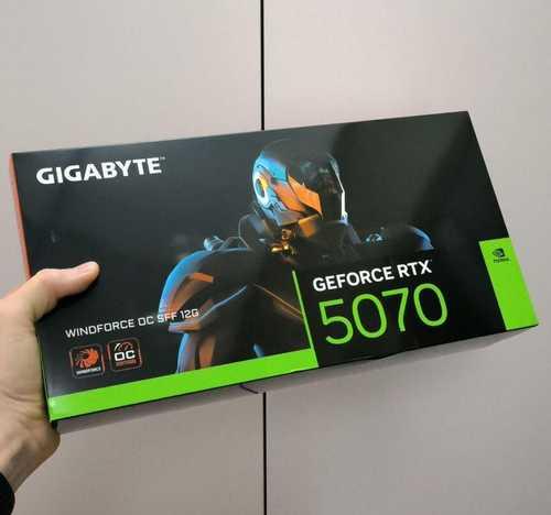 Новая Gigabyte RTX 5070 Windforce OC 12Gb