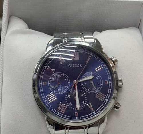 Наручные часы guess