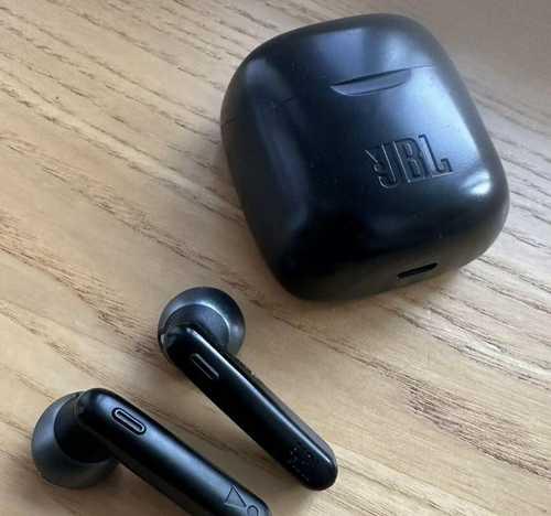 Беспроводные наушники jbl