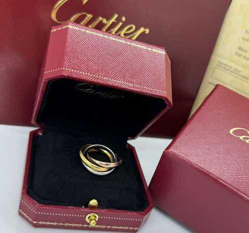 Кольцо Cartier trinity