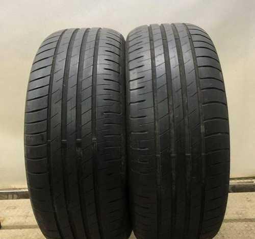 Goodyear EfficientGrip 225/55 R17 101W