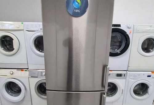 Холодильник серебристый Siemens no frost 200 cм