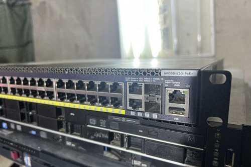 Netgear M4300-52G-PoE+ с 10Gbit