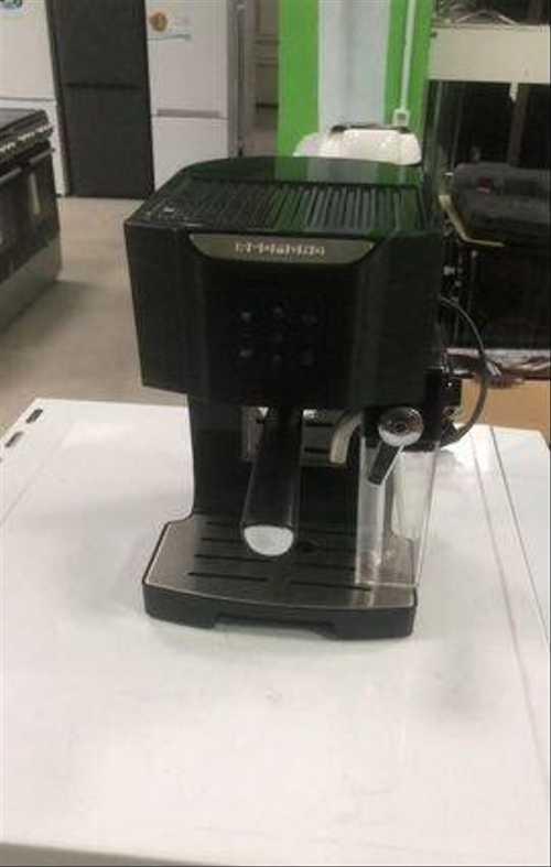 Кофеварка рожковая redmond RCM-1511, черный