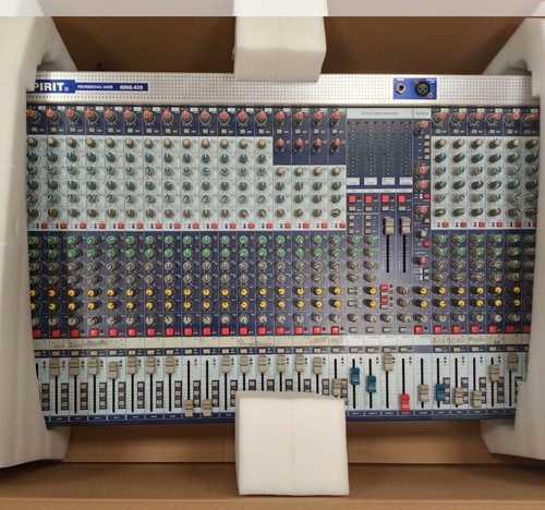 Микшерный пульт Soundcraft spirit king 432