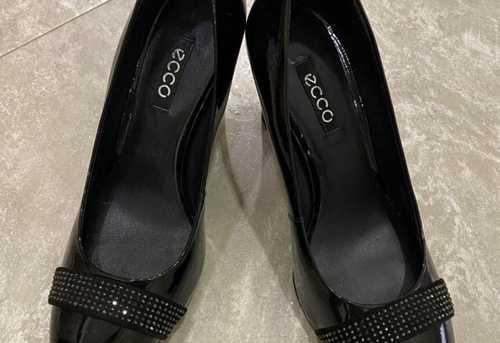 Туфли женские Ecco (Экко) новые кожа лак