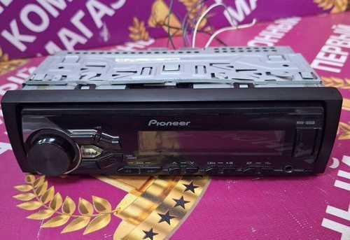 Автопроигрыватель Pioneer MVH-180UB