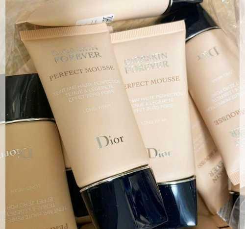 Dior mousse тональный крем 20.21.22 тон