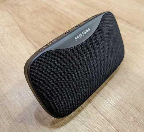Аудиоколонка Samsung Level Box Slim Bluetooth