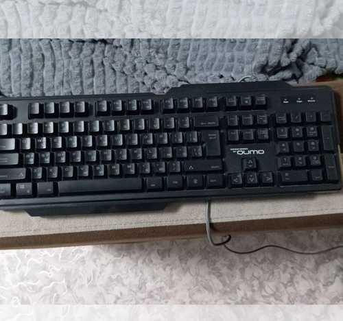 Мембранная клавиатура rgb Qumo модель Cobra K30