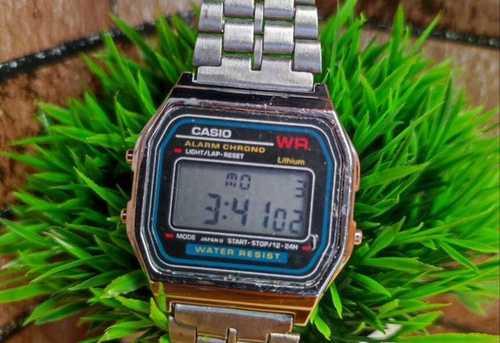 Часы наручные электронные Casio / Ретро часы
