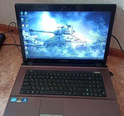 Гигантский Asus 17 core i5\750GB\Geforce GT540