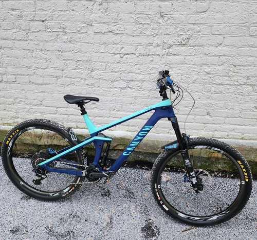 Canyon 8.0 Strive Карбон 29