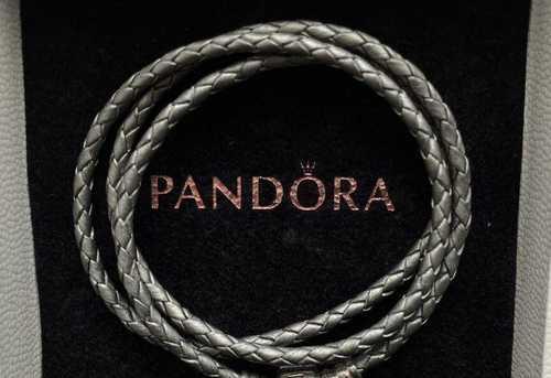 Pandora кожаный браслет и шармы