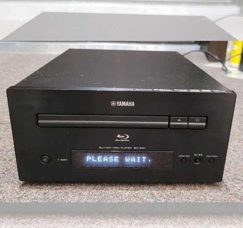 Blu-ray плеер Yamaha BD-940