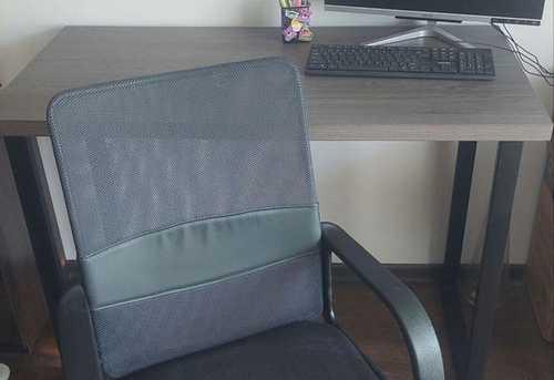 Компьютерное кресло + стол б/у (комплект)