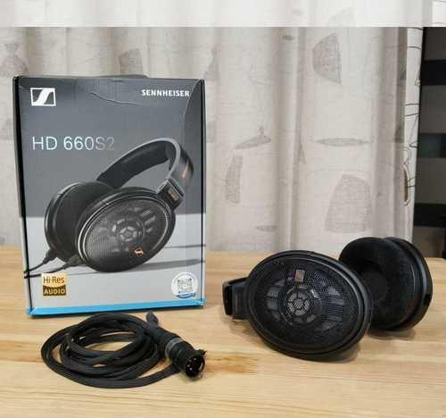 Sennheiser HD 660s2