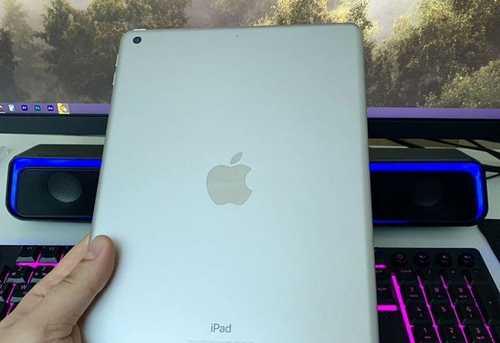 Планшет Apple iPad 5-го поколения