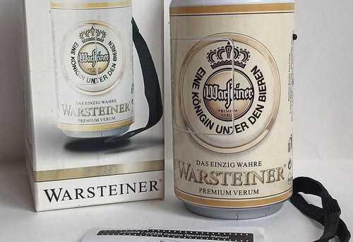 Фотоаппарат, пивная банка Warsteiner. Новая