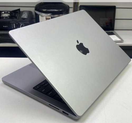 В1 Ноутбук Apple MacBook Pro M3