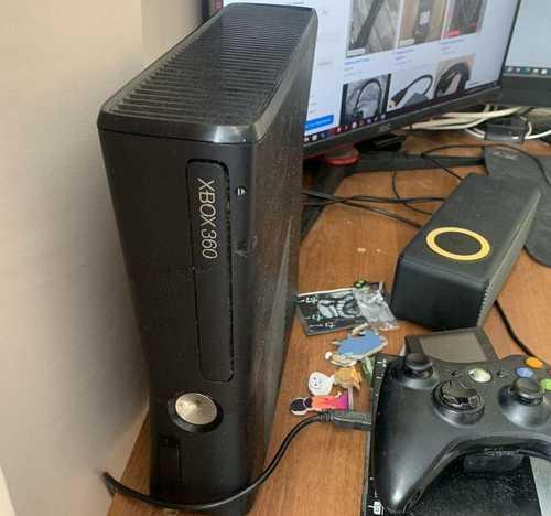 Xbox 360 s (не прошитый)