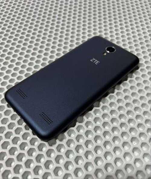 Смартфон ZTE Blade A520