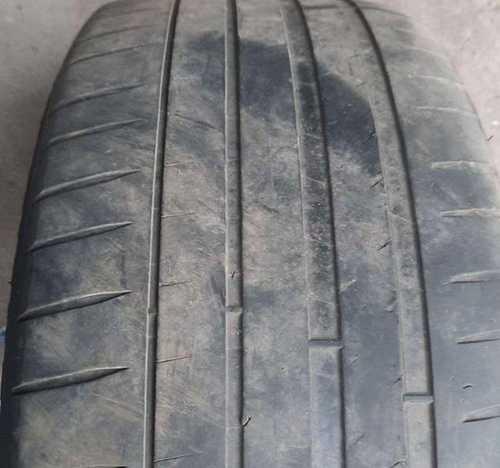 Michelin Pilot Sport 4 225/45 R17 91Y