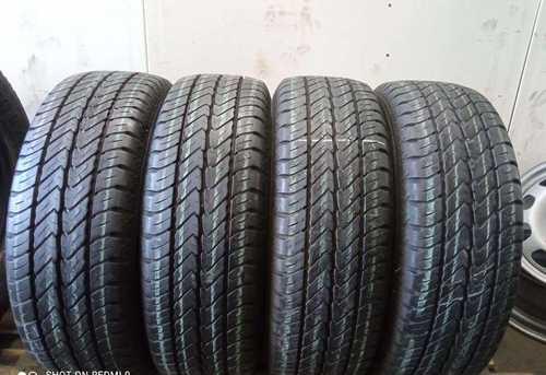 Dunlop EconoDrive 215/60 R17C 109T