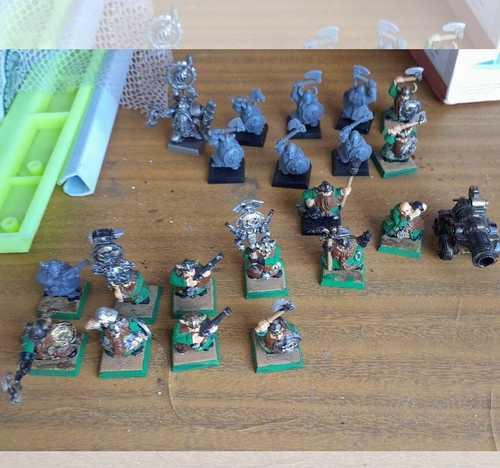 Миниатюры гномы dwarf разные