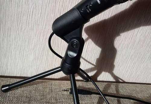 Микрофон настольный проводной Ritmix RDM-120