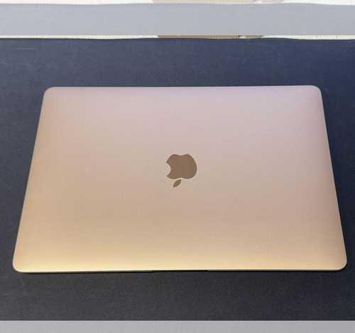 Apple macbook air 13 2020