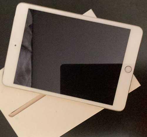 Планшет Apple iPad mini3 Wi-Fi Cellurar 16 Gb