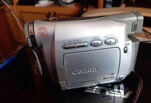 Видеокамера canon MV 790