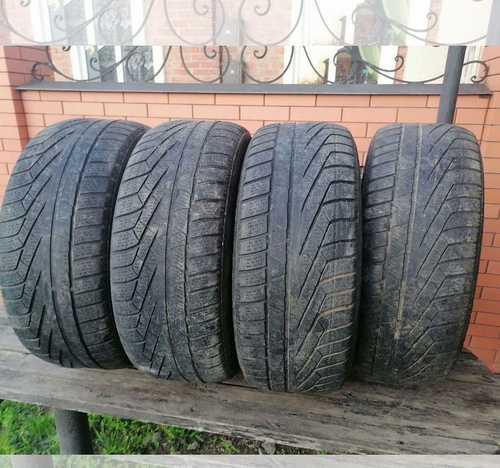 Pirelli Winter Sottozero 3 235/55 R17 99H