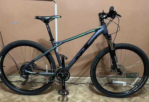 GT avalanche elite 27.5 (2017), рама M