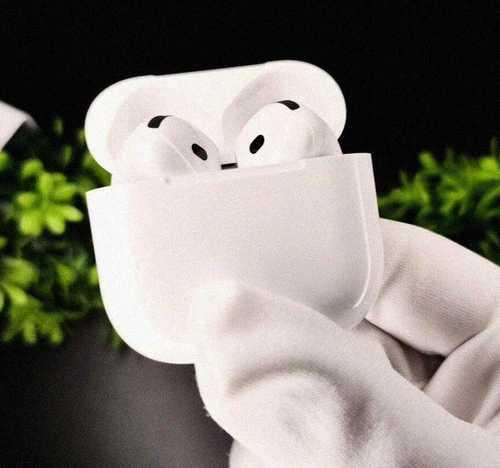 Airpods 4: Прозрачность и звук в одном