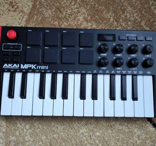 Akai pro MPK mini mk3 midi клавиатура