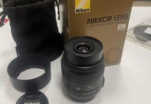 Объектив Nikon AF-S DX Micro Nikkor 40mm F2.8G