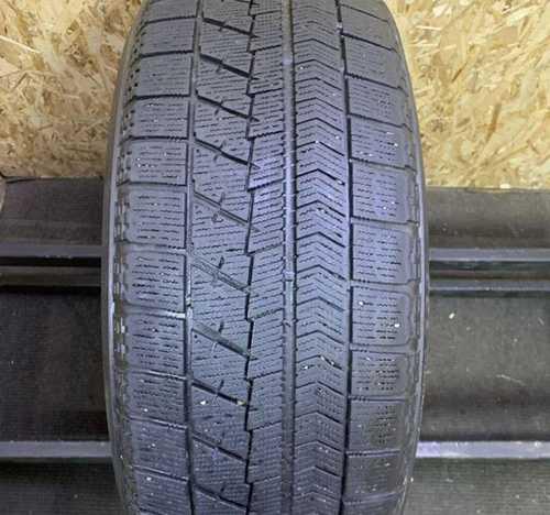 Bridgestone Blizzak VRX 205/60 R16 92S