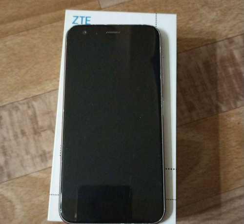 Телефон ZTE Z10