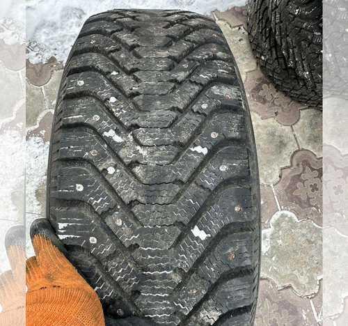 Goodyear UltraGrip 500 265/65 R17 112