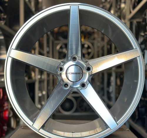 Диски R17 Vossen vps303 серебро 7,5J одноширокие
