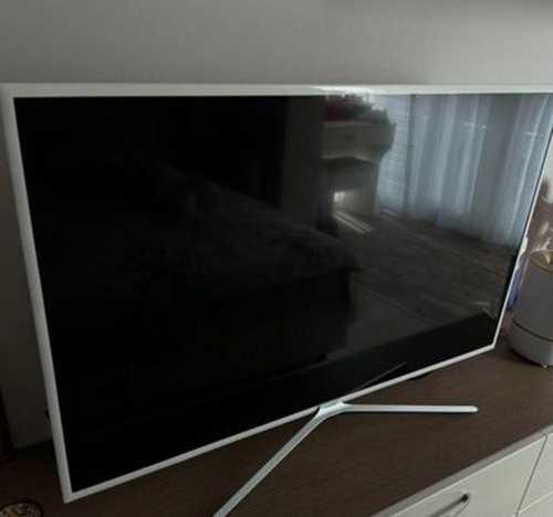 Телевизор Samsung SMART TV