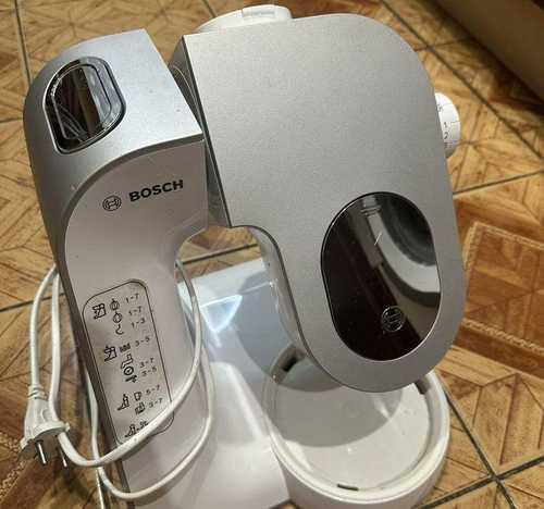 Кухонная машина Bosch MUM54251