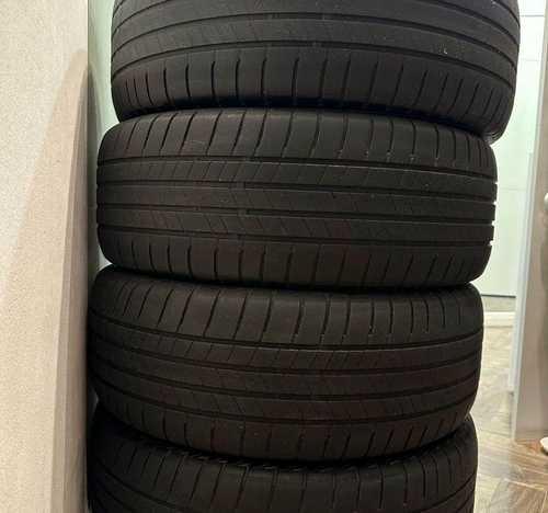 Bridgestone Turanza T005 215/60 R16 95V