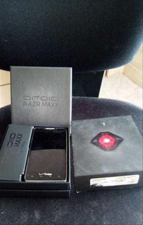 Смартфон Motorola Droid razr maxx XT912