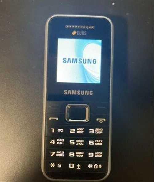 Телефон Samsung GT-E1182
