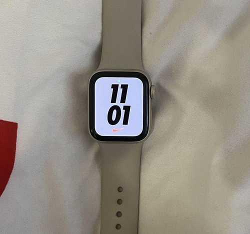 Apple watch se2023